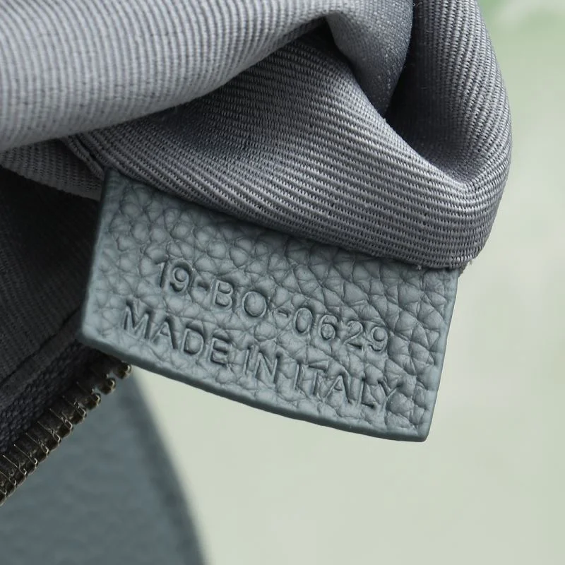 Inexpensive Christian Dior Saddle bags