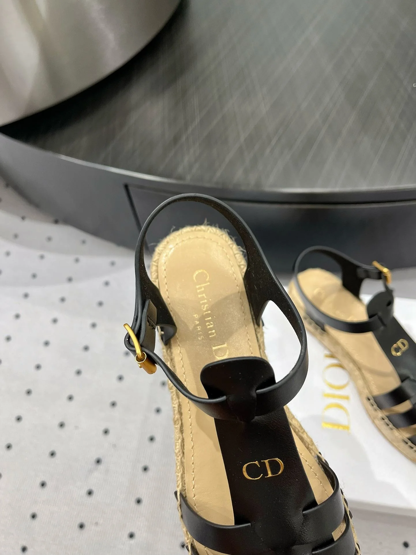 Top match Christian Dior Sandals