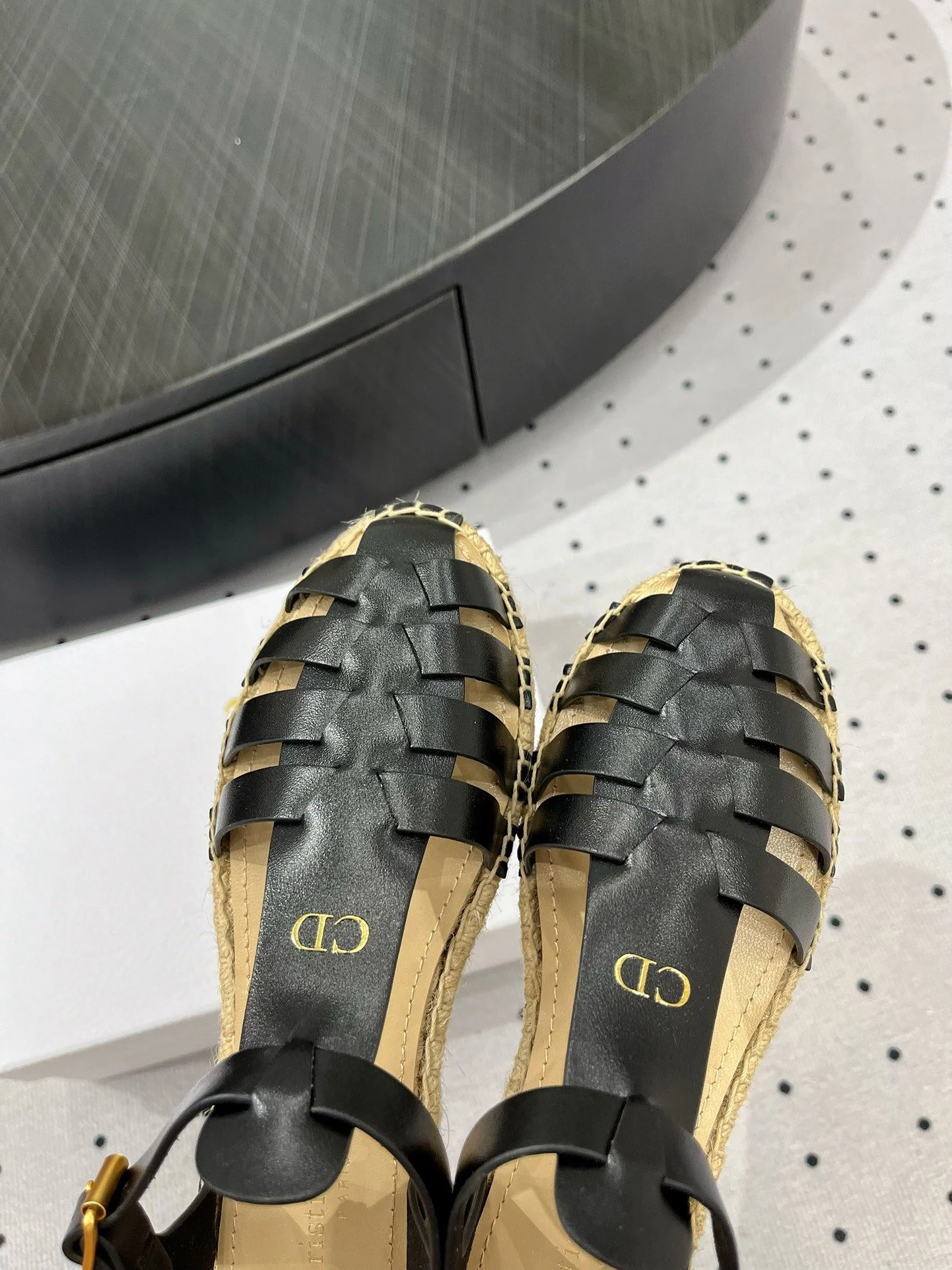 Top match Christian Dior Sandals