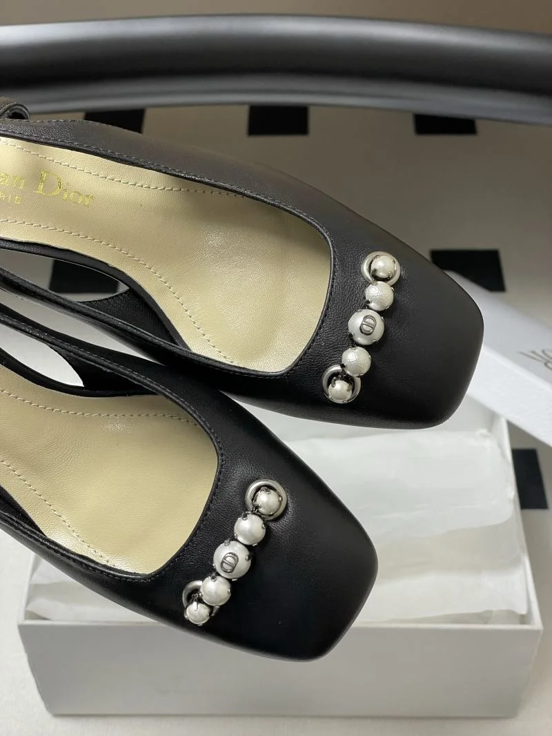 Top match Christian Dior Sandals