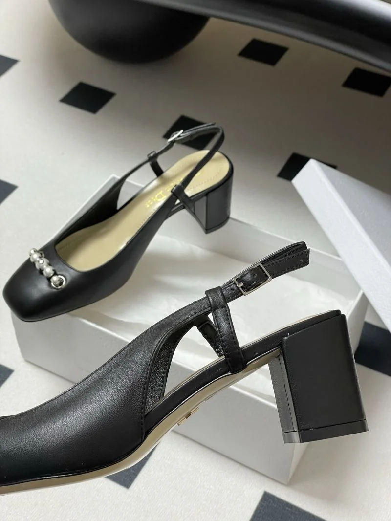 Top match Christian Dior Sandals