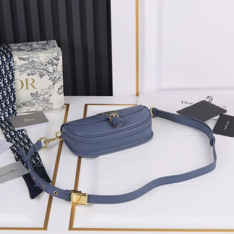 Accurate model Christian Dior Satchel Bags