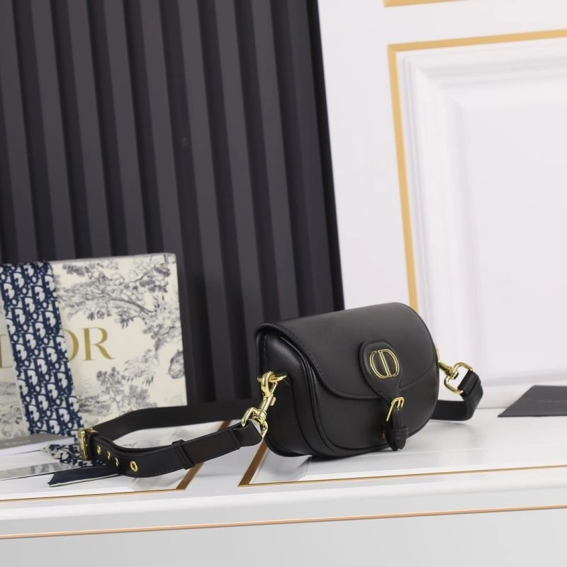 Accurate model Christian Dior Satchel Bags