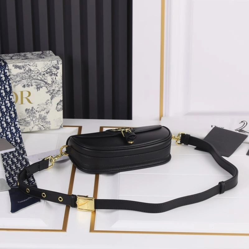 Accurate model Christian Dior Satchel Bags
