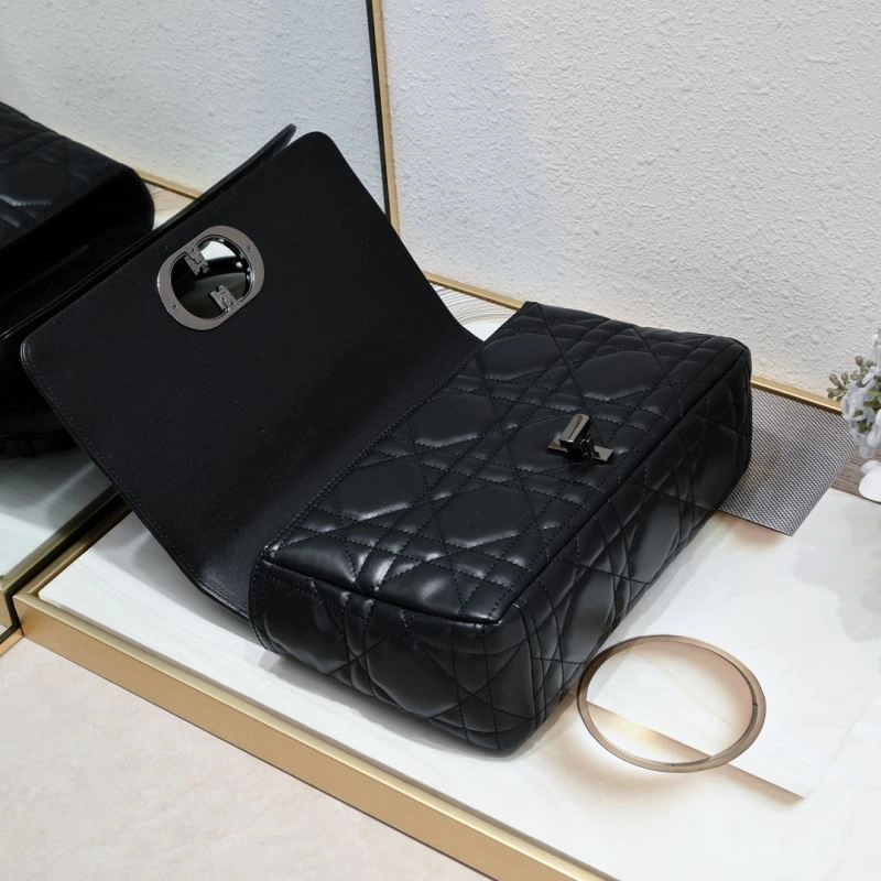 Top match Christian Dior Satchel Bags