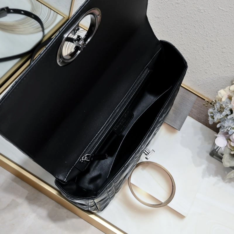 Top match Christian Dior Satchel Bags