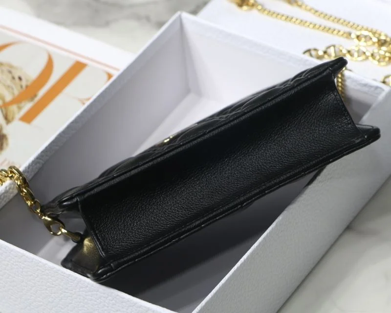Bargain Christian Dior Satchel Bags