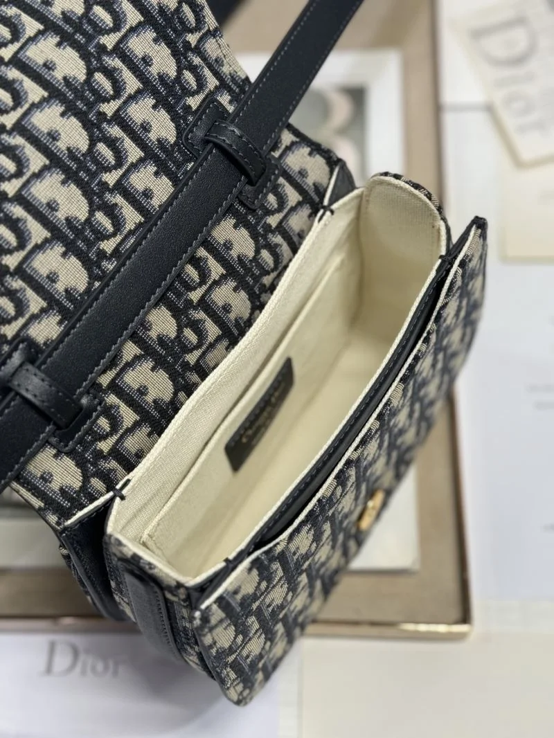 Bargain Christian Dior Satchel Bags
