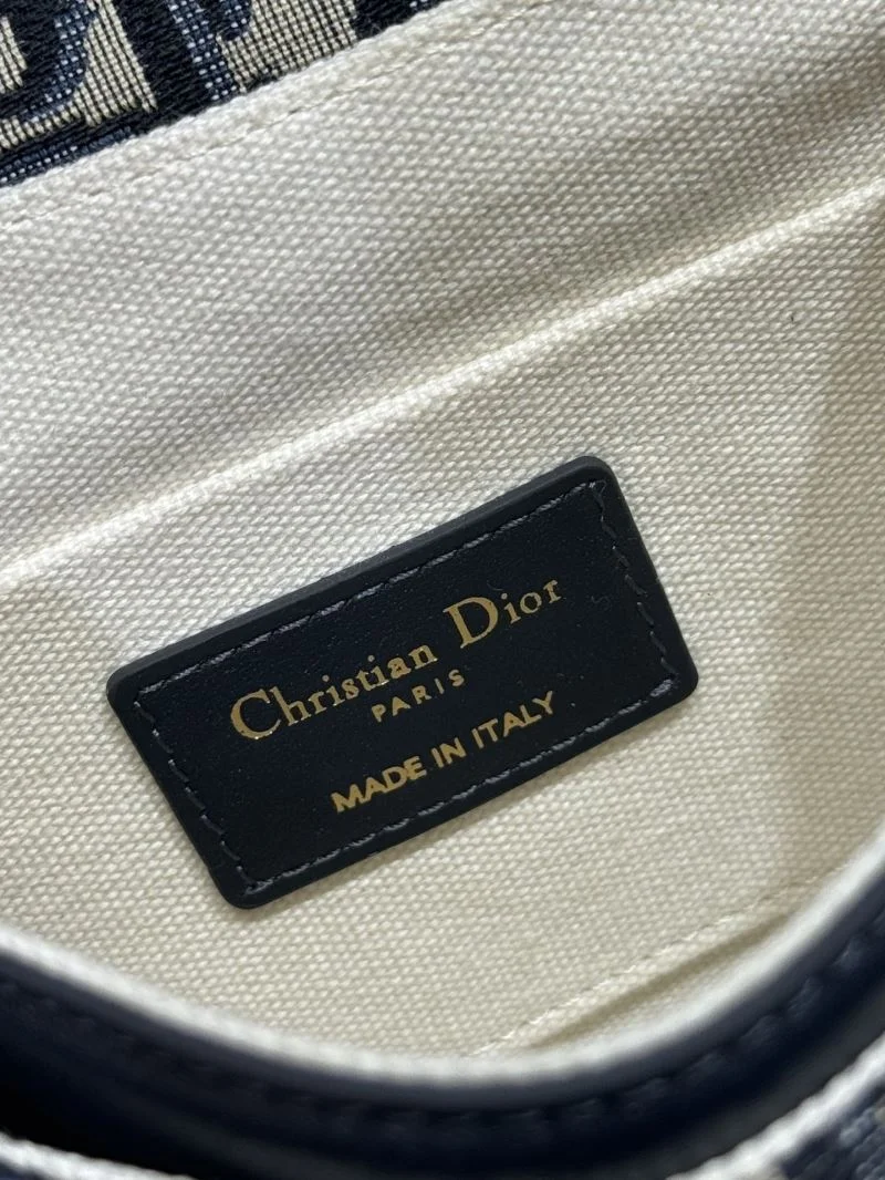 Bargain Christian Dior Satchel Bags
