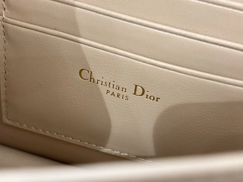 High accuracy Christian Dior Satchel Bags