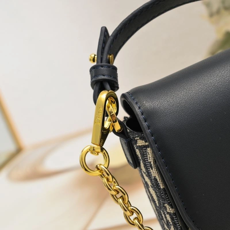 Accurate model Christian Dior Satchel Bags