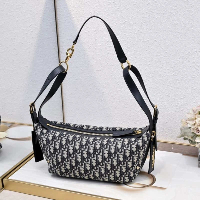 Accurate model Christian Dior Satchel Bags