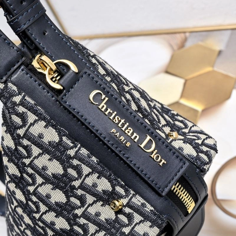 Accurate model Christian Dior Satchel Bags