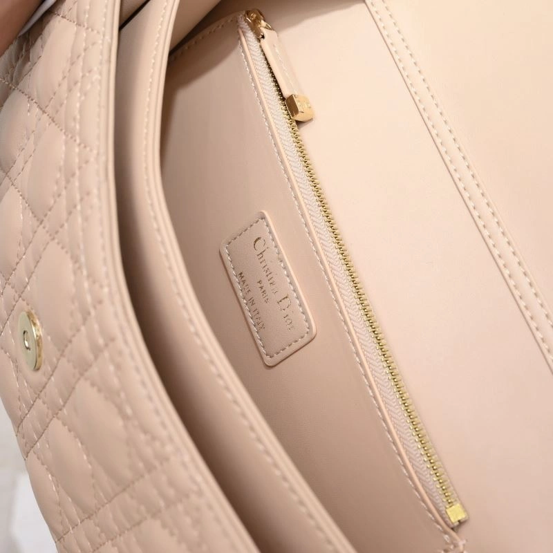 Bargain Christian Dior Satchel Bags
