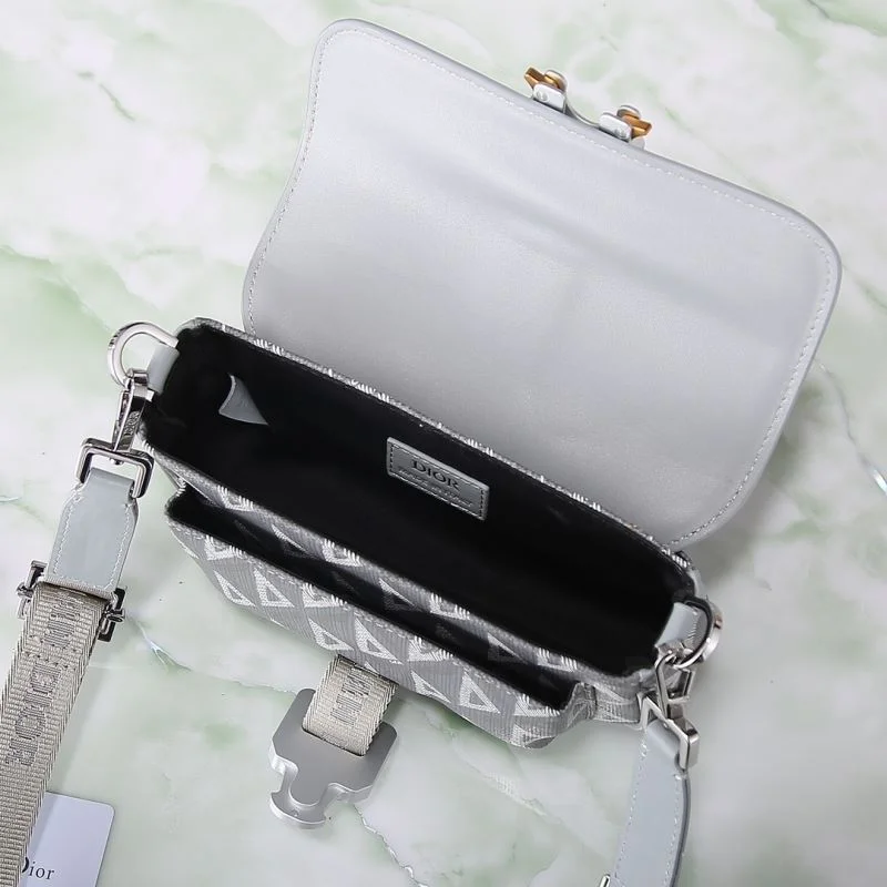 Bargain Christian Dior Satchel Bags