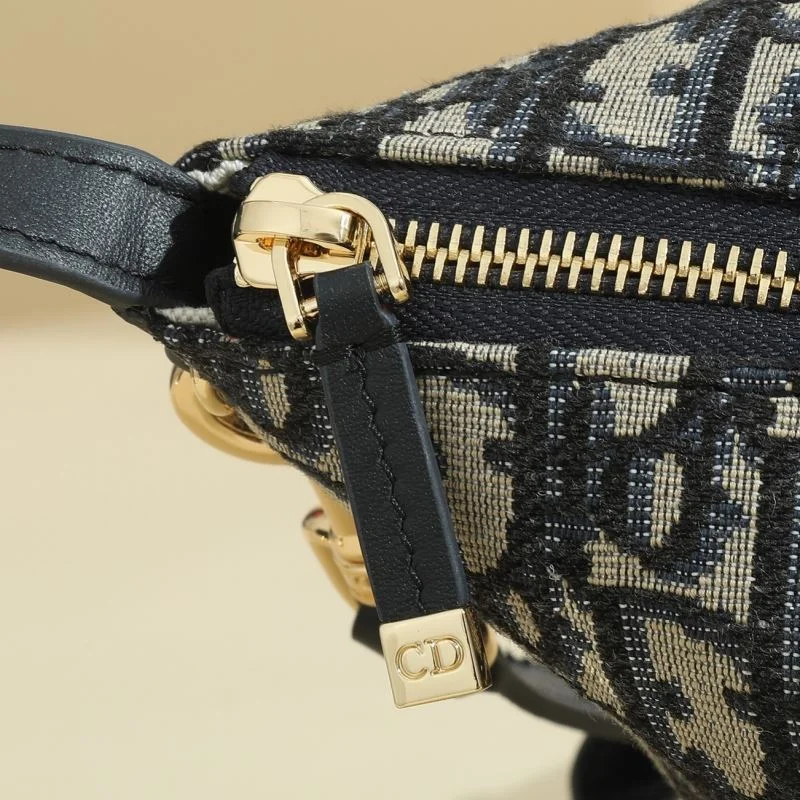 Accurate model Christian Dior Satchel Bags