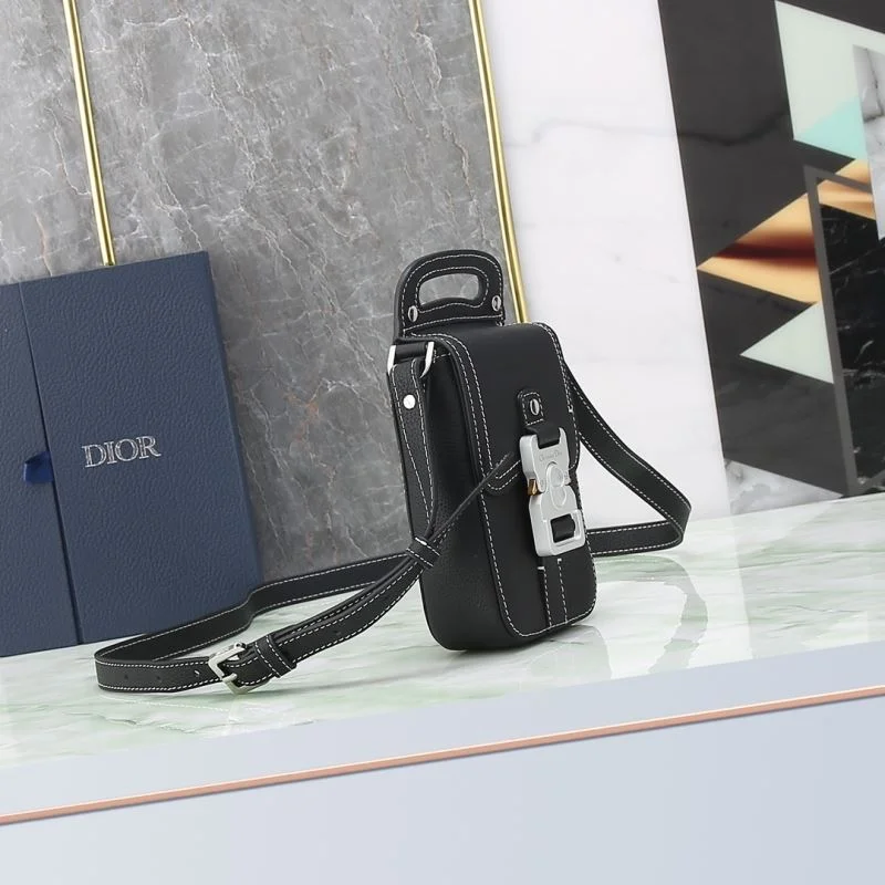 Accurate model Christian Dior Satchel Bags