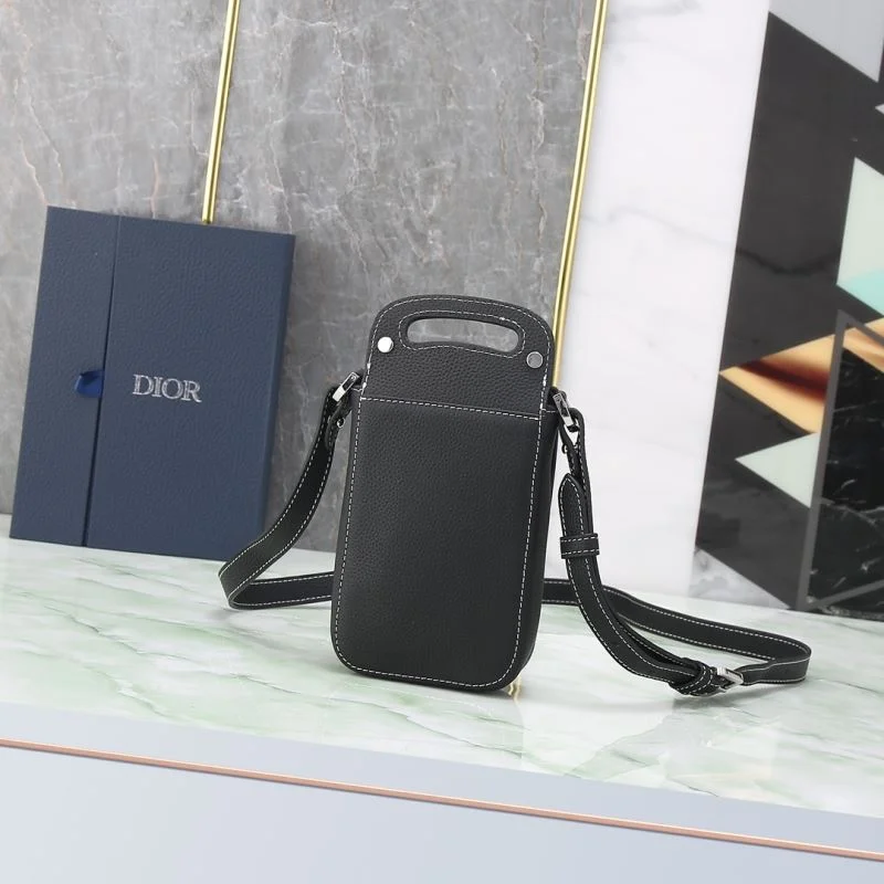 Accurate model Christian Dior Satchel Bags