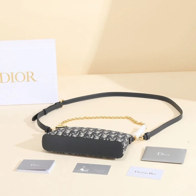 Accurate model Christian Dior Satchel Bags