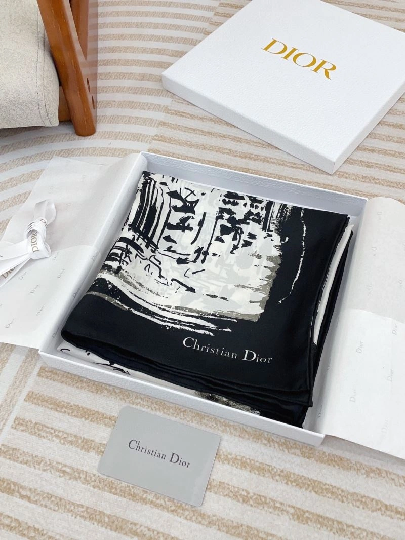 Low-cost Christian Dior Scarf