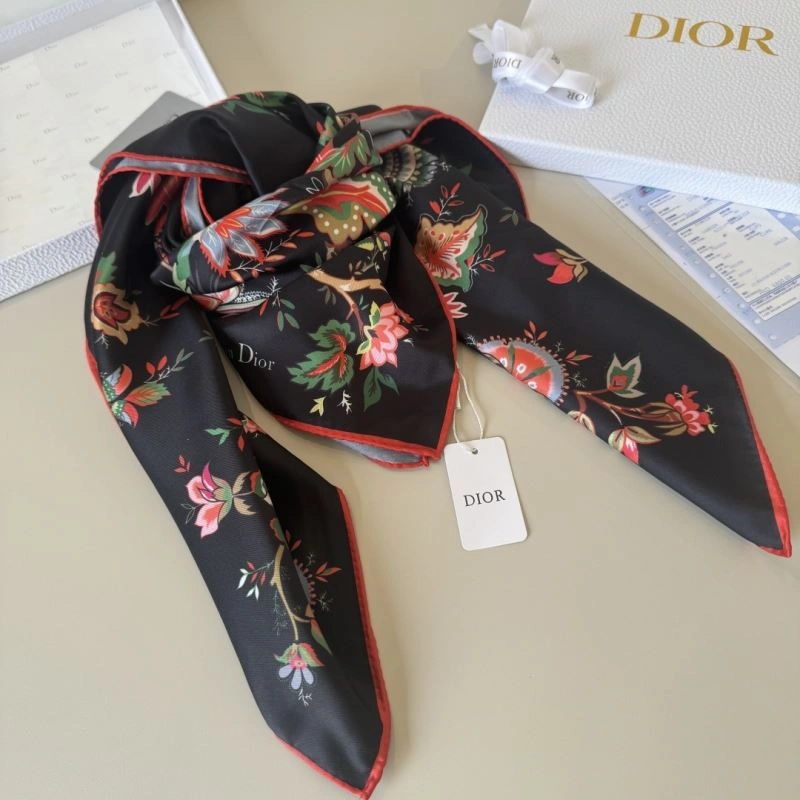 Indistinguishable Christian Dior Scarf