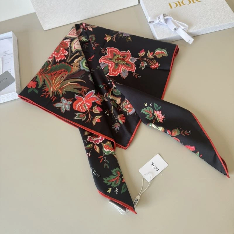 Indistinguishable Christian Dior Scarf