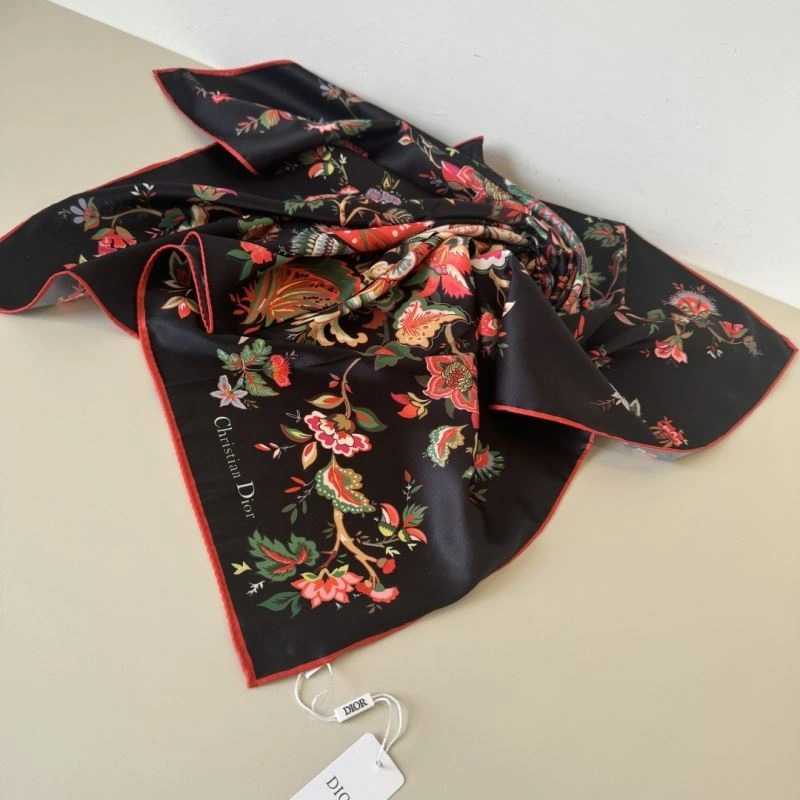 Indistinguishable Christian Dior Scarf