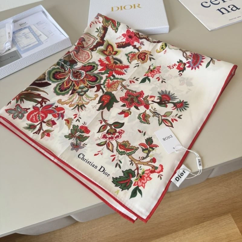 Top mirror Christian Dior Scarf