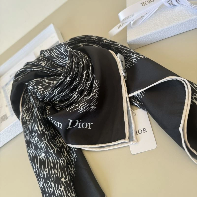 Value-priced Christian Dior Scarf
