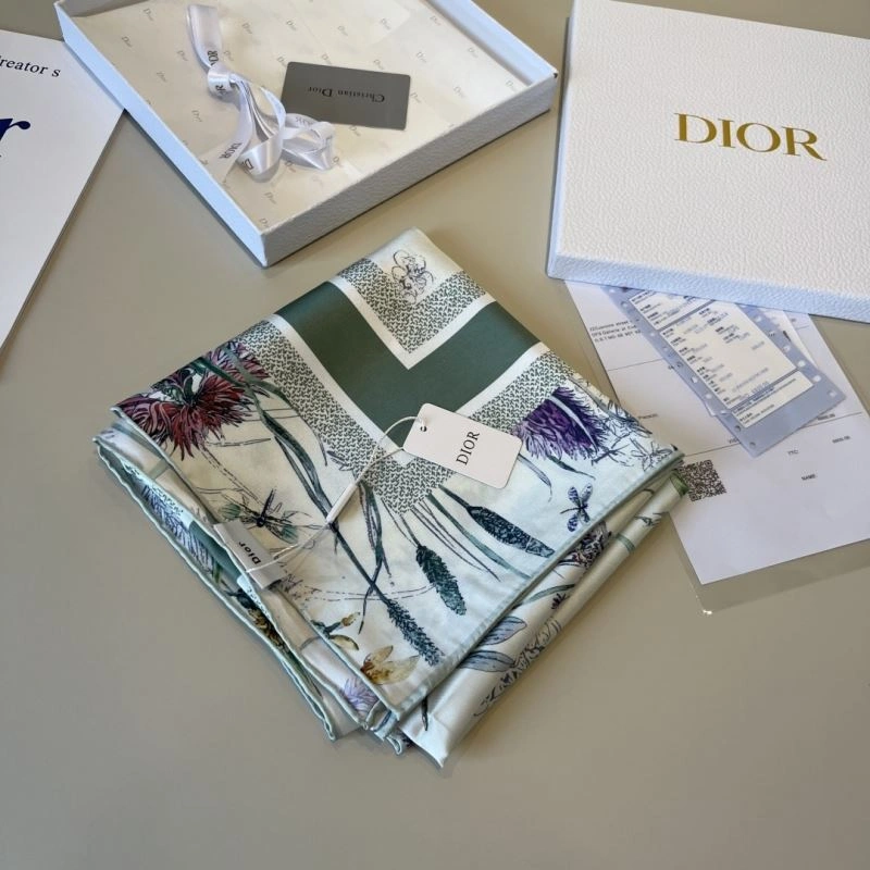 Value-priced Christian Dior Scarf