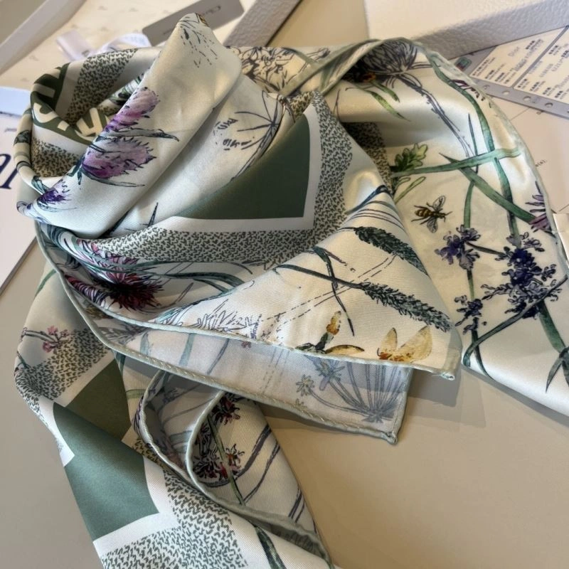 Value-priced Christian Dior Scarf