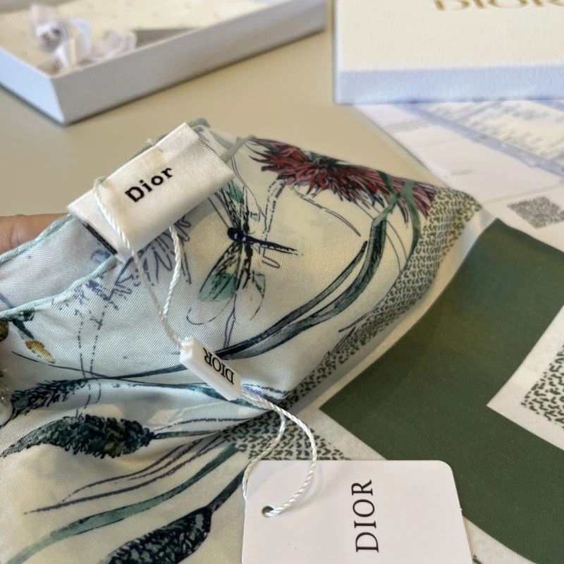 Value-priced Christian Dior Scarf