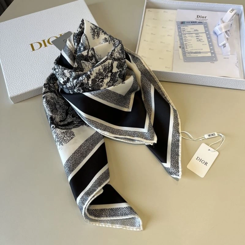 Inexpensive Christian Dior Scarf