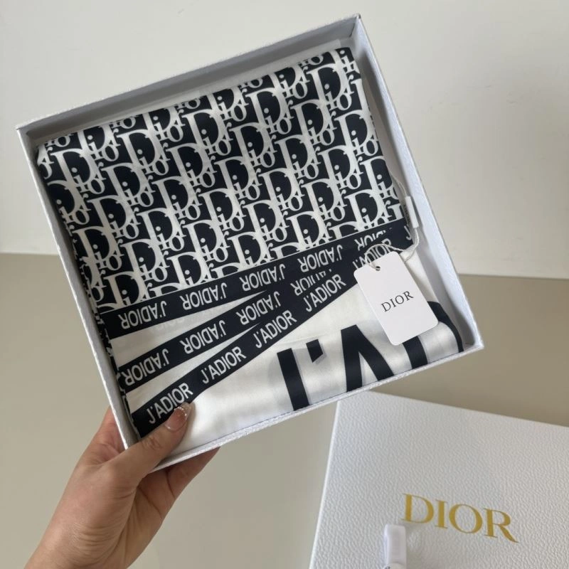 Bargain Christian Dior Scarf
