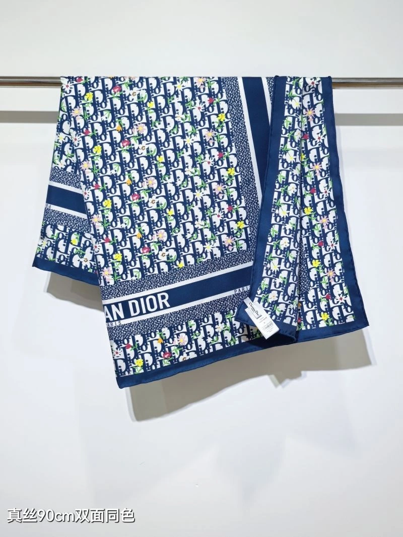Value-priced Christian Dior Scarf