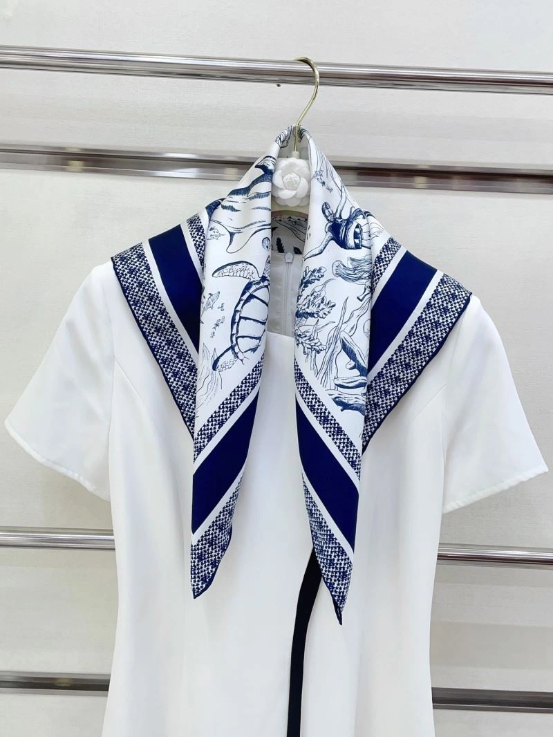 Indistinguishable Christian Dior Scarf