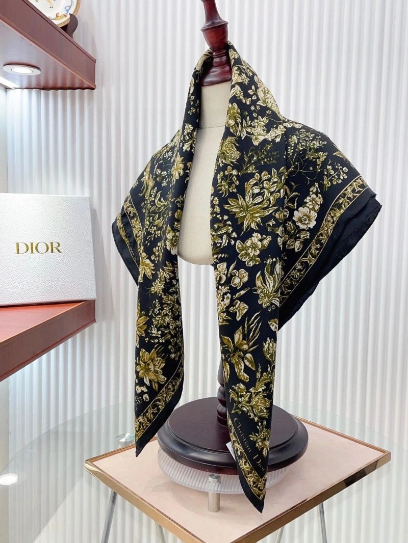 Bargain Christian Dior Scarf