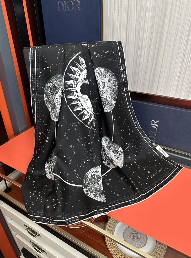 Inexpensive Christian Dior Scarf
