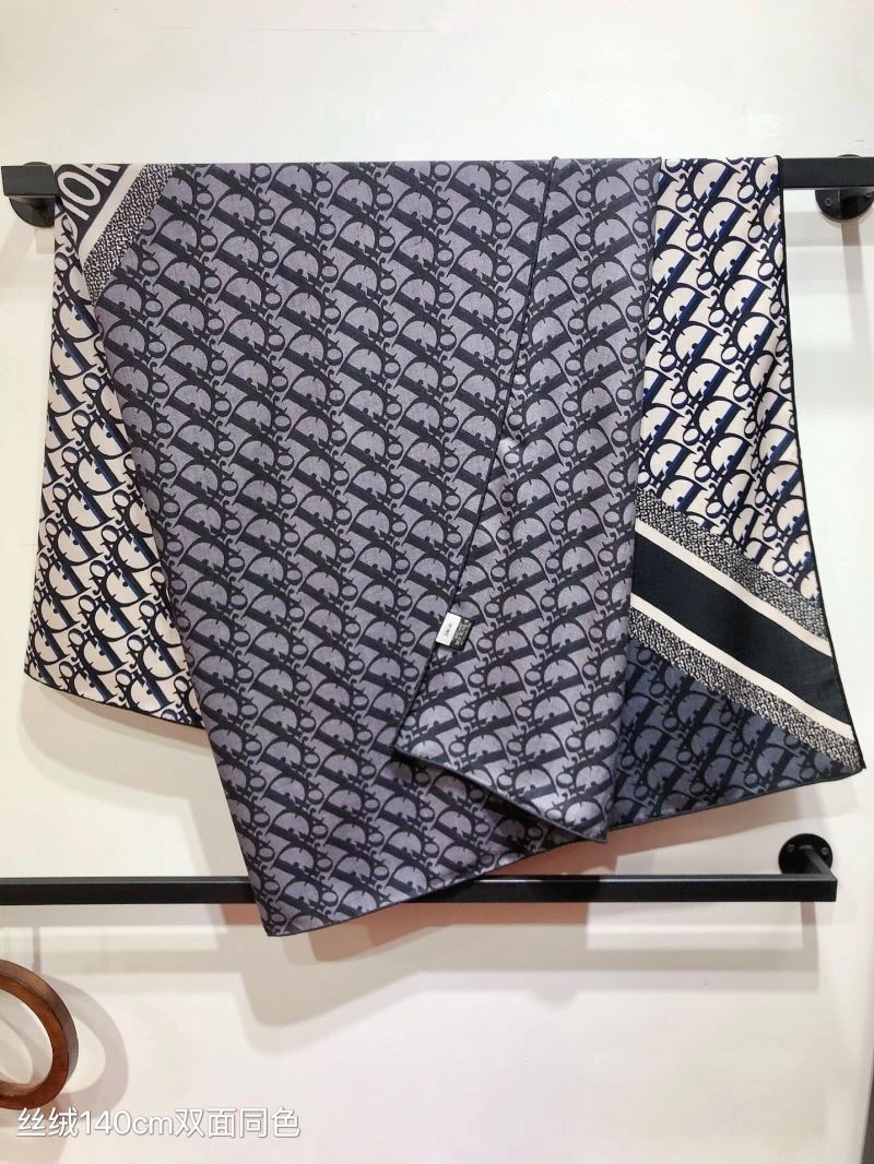 Bargain Christian Dior Scarf