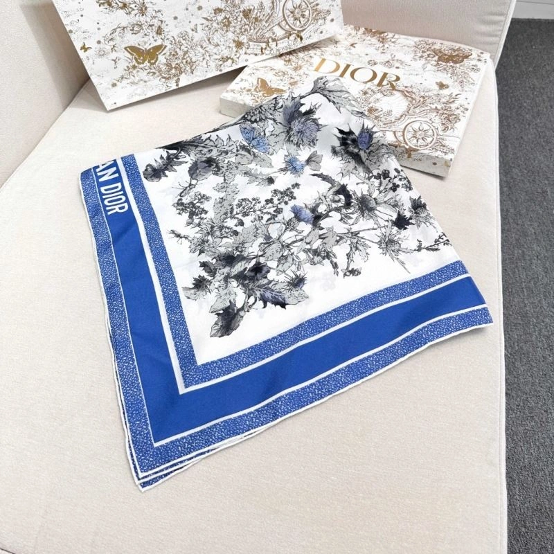 Top mirror Christian Dior Scarf
