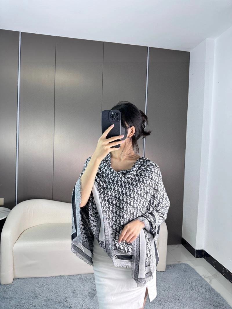 Brand-authenticated Christian Dior Scarf