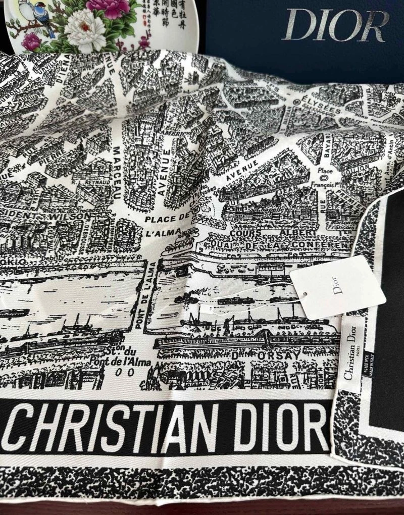 Value-priced Christian Dior Scarf