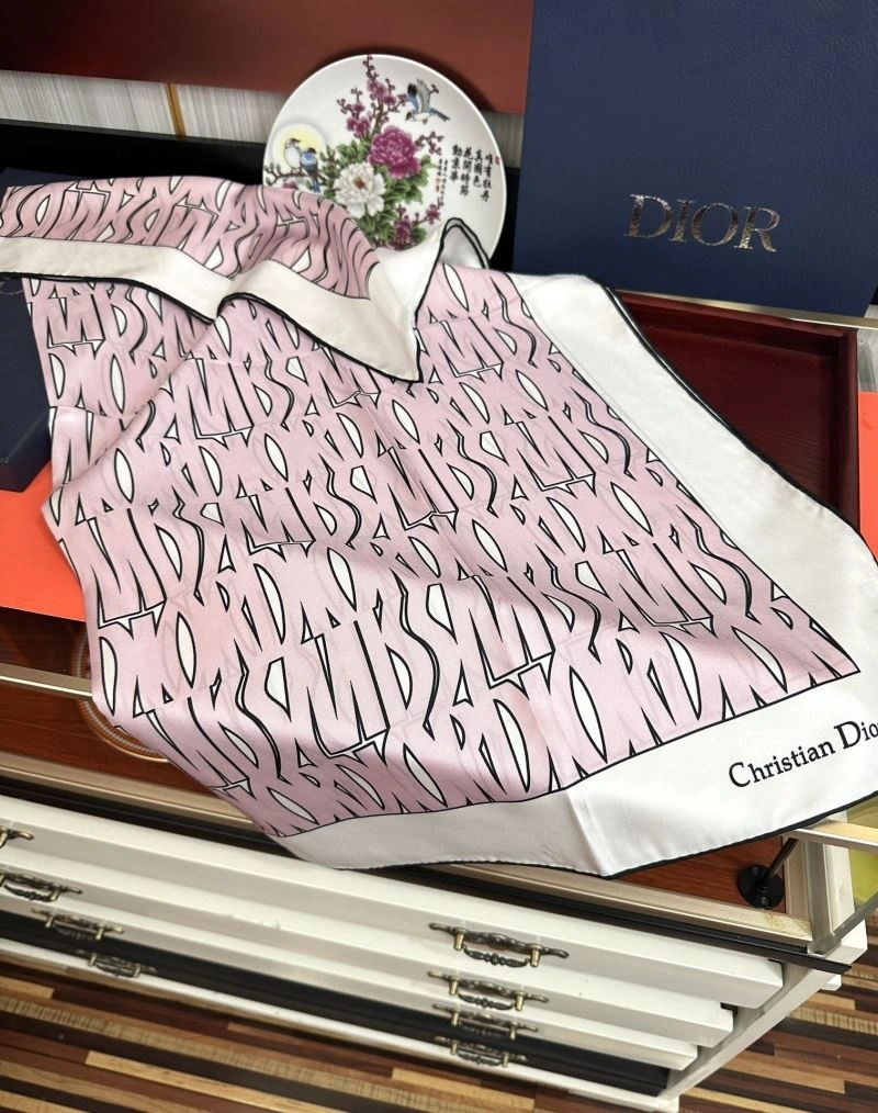 Inexpensive Christian Dior Scarf