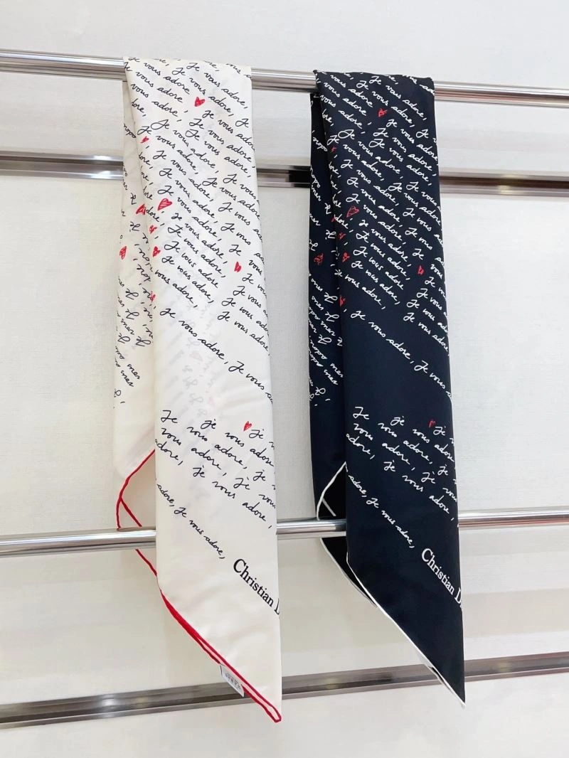 Accurate model Christian Dior Scarf