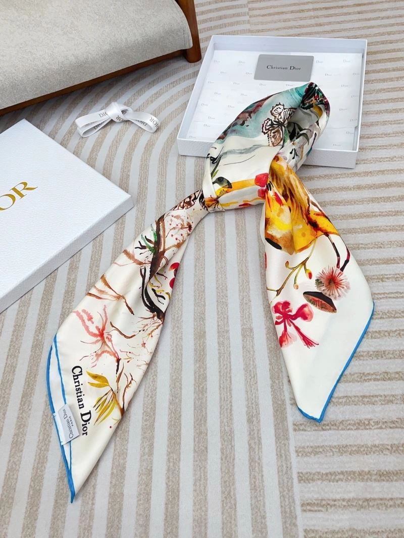 Low-cost Christian Dior Scarf