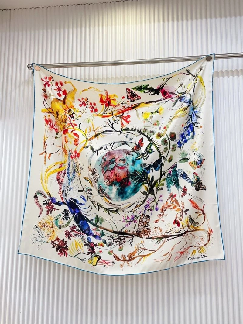 Low-cost Christian Dior Scarf