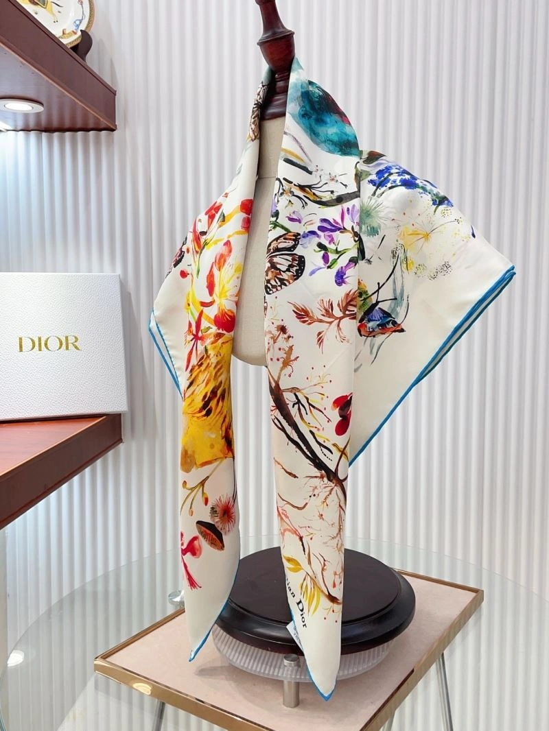 Low-cost Christian Dior Scarf