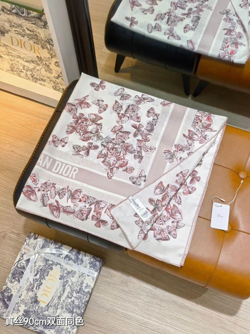Value-priced Christian Dior Scarf