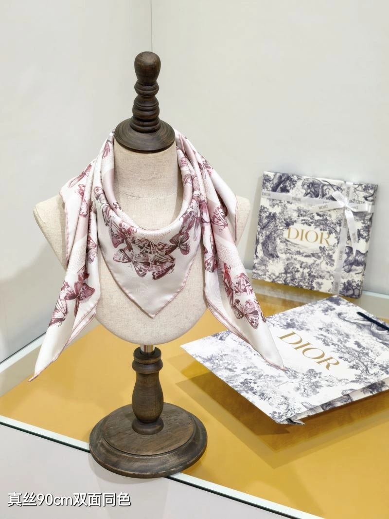 Value-priced Christian Dior Scarf