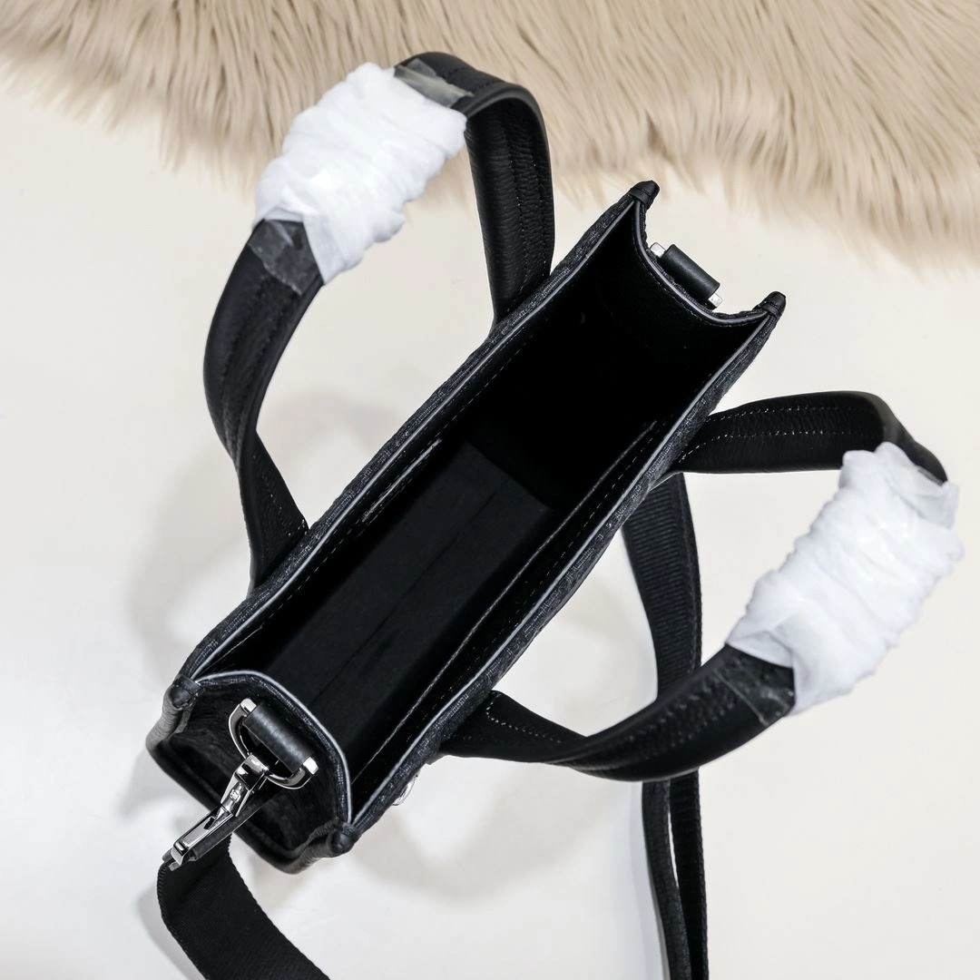 High fidelity Christian Dior Shopping Bags